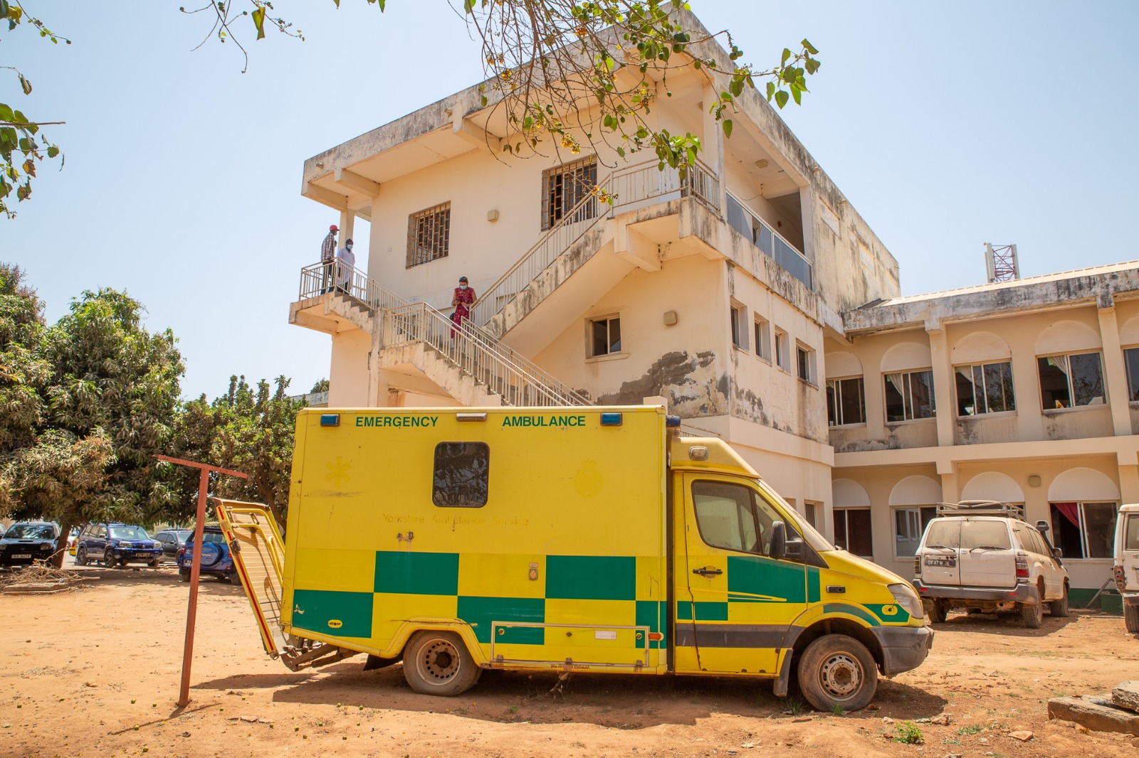 Bezoek aan Gambia Kanifing General Hospital in Serrekunda :: tourdugambia